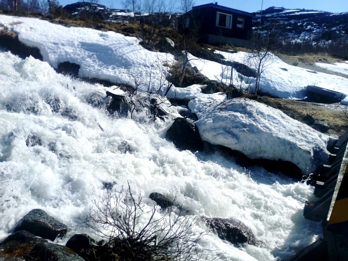 Vagge, ikke verdens navle :: Bugøynes Pykeijæ